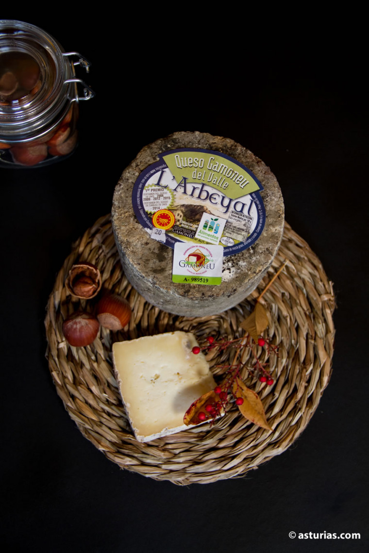 Gamonéu PDO cheese · Buy online | asturias.com
